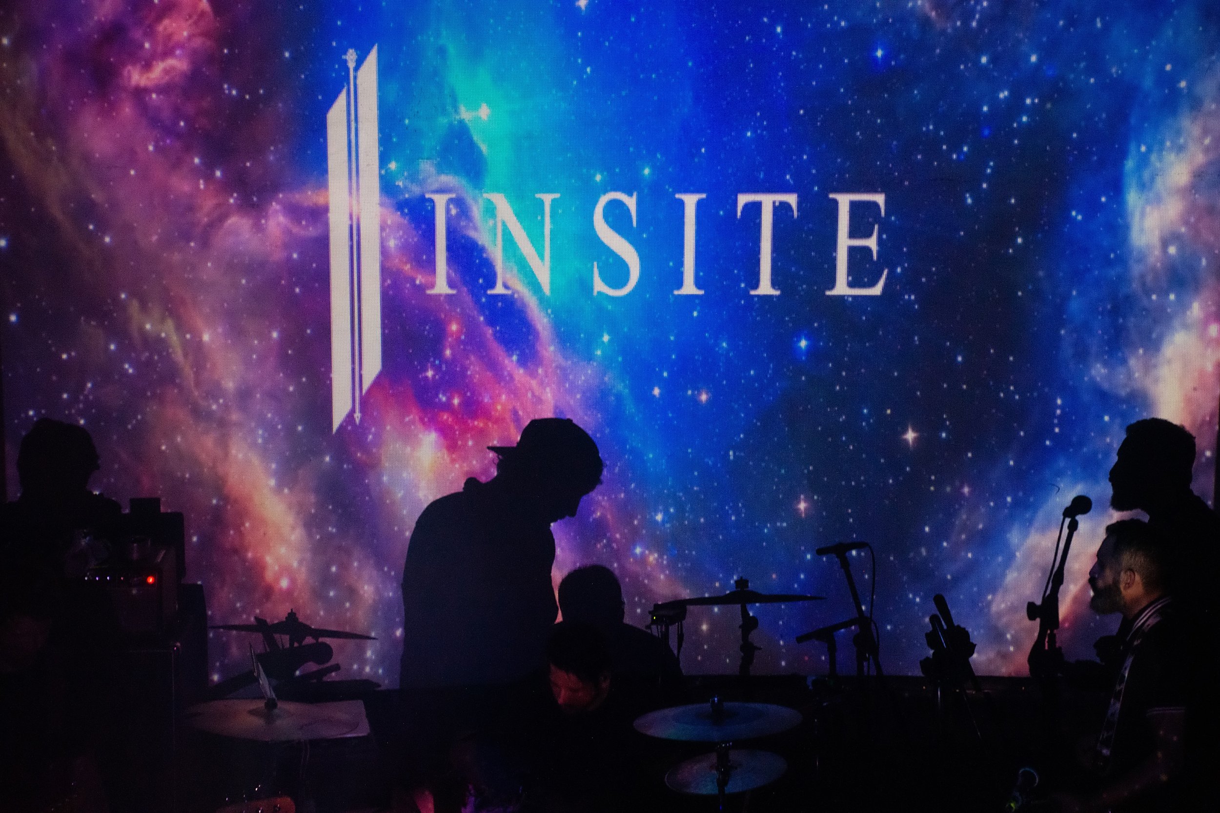 Insite dio un show sorpresa muy íntimo en el Foro Indie Rocks! | Tiqfun
